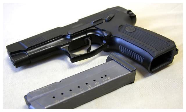 险些被埋没的俄罗斯著名近战利器 弹容量高达十八发的MP-443手枪