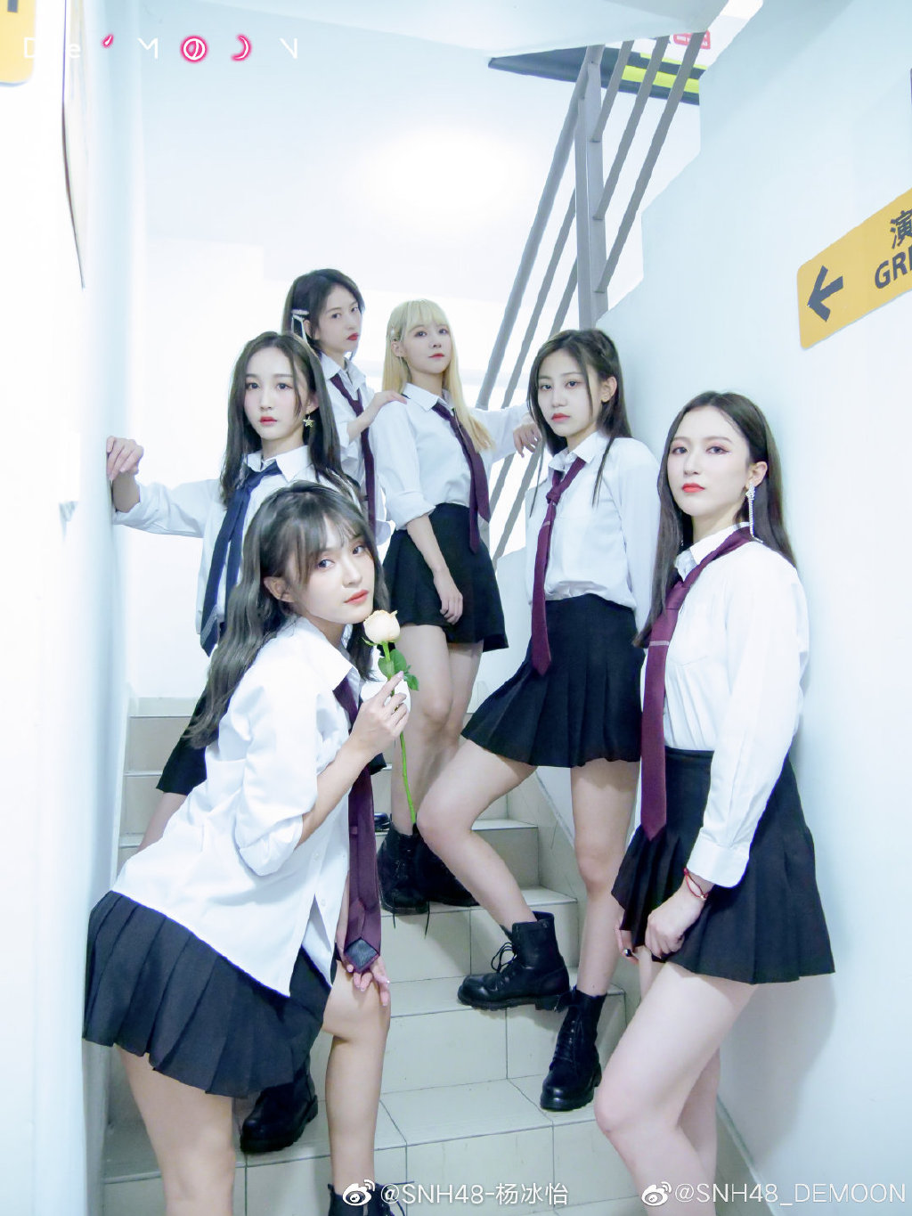 偶像美少女SNH48-杨冰怡迷人写真美照欣赏