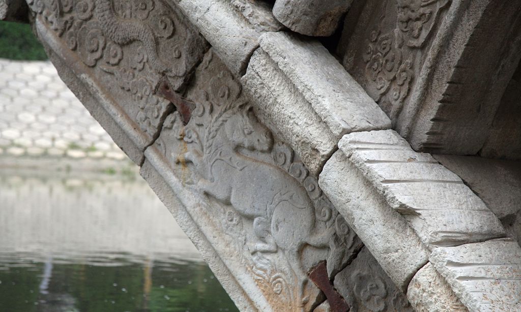 全国重点文物古桥，弘济桥原汁原味，赵州桥修缮一新，喜欢哪个？