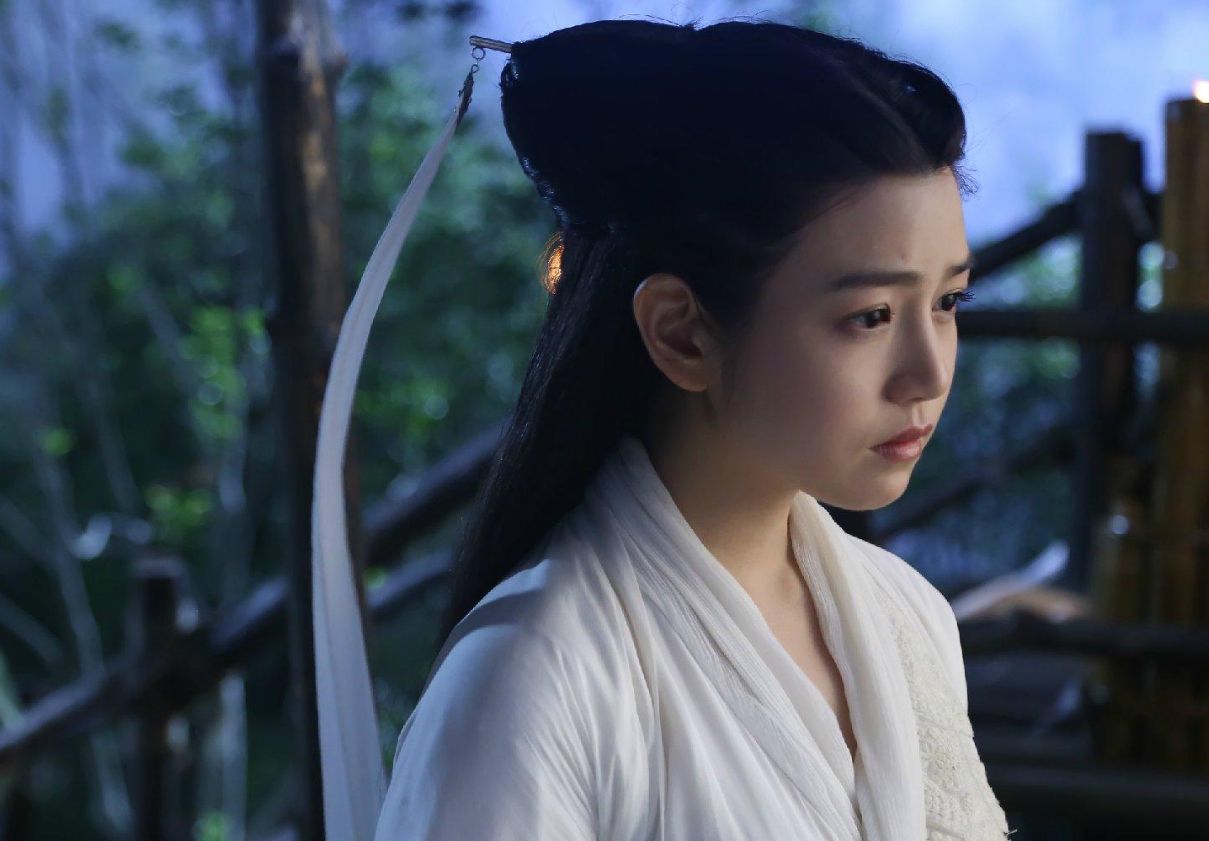 陈妍希古装造型一直被吐槽？直到看了这5张图片，我被惊艳到了！|陈妍希|小龙女|古装_新浪新闻