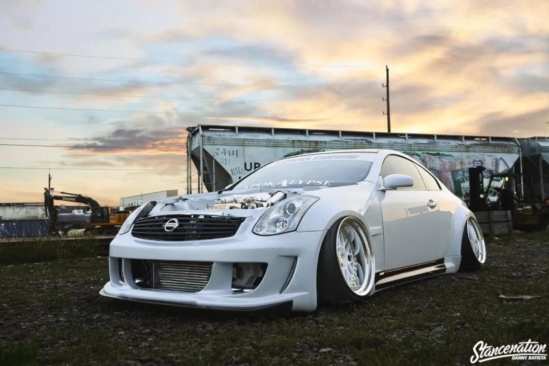 引擎舱能闪爆你眼睛的Infiniti Skyline G35-新浪汽车