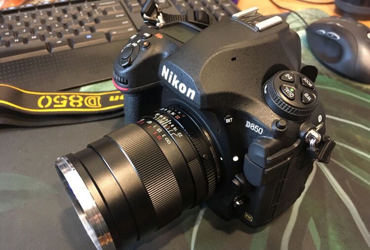 尼康D850搭配蔡司35mm/F2.0怎么样？|蔡司|尼康D850|F2.0_新浪新闻