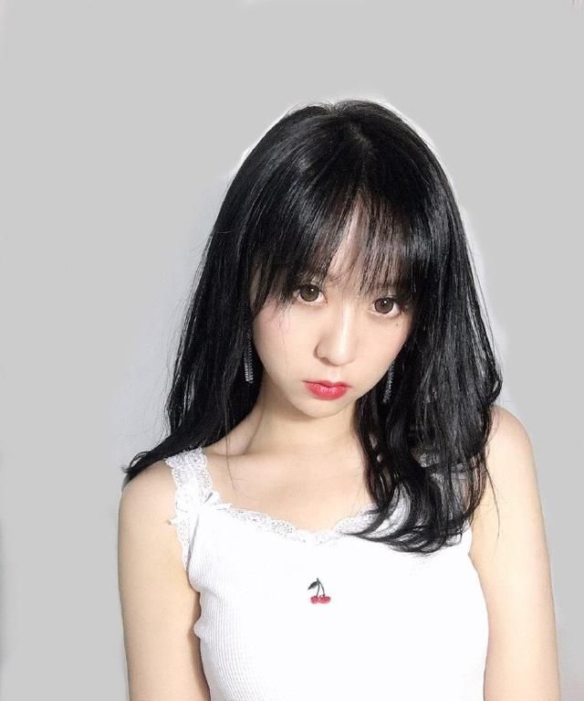 偶像组合V17声优少女队长KIYO可爱美照欣赏