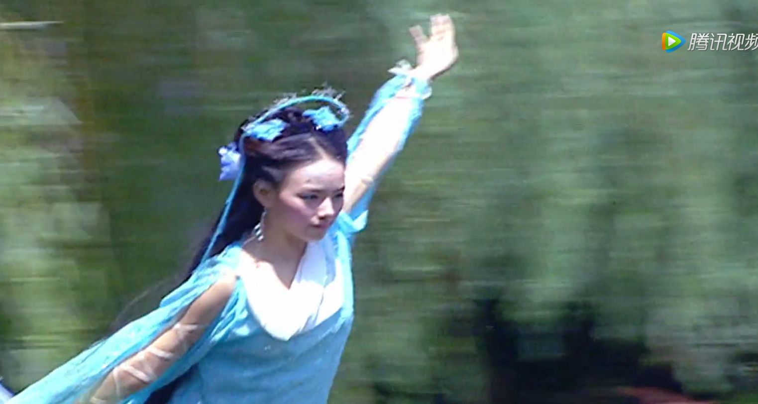 欢天喜地七仙女飞翔的唯美画面：刘洋气质好，杨蕊飞过瑶池超惊艳|欢天喜地七仙女|杨蕊|瑶池_新浪新闻