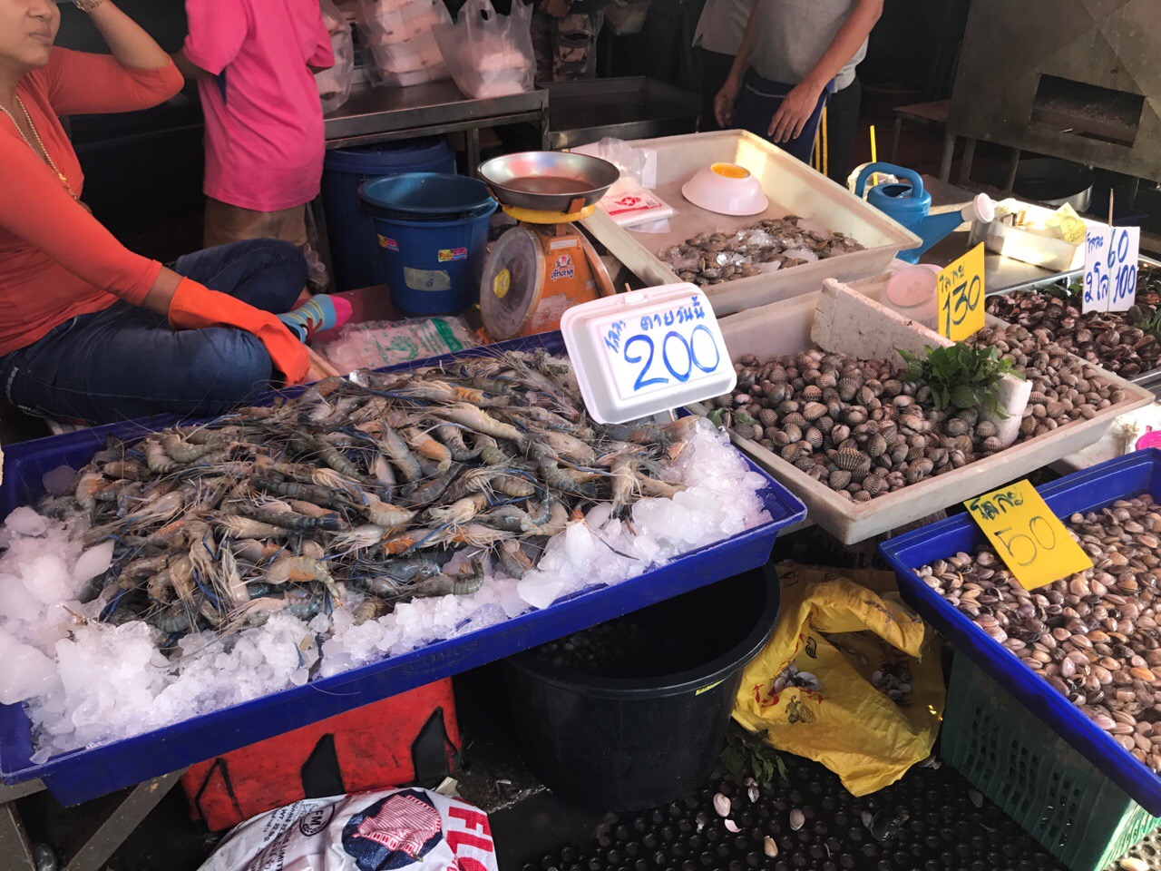 芭堤雅最平价的海鲜-吃喝玩乐Naklua Fish Market海鲜市场