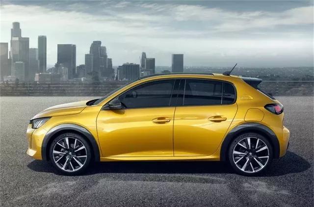 全新标志208在欧上市，引起国内外一片叫好？低功率才76马力