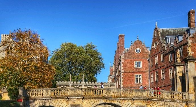 剑桥大学，徐志摩的《再别康桥》出自于此|再别康桥|剑桥大学|徐志摩|数学桥|剑桥_新浪新闻