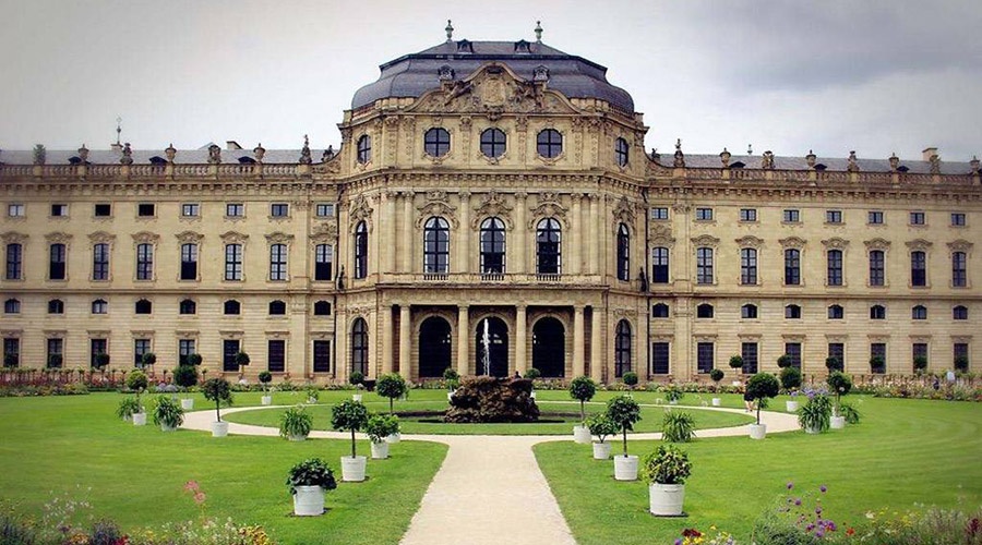 巴洛克的魅力极致 | SAUTER Barock 122立式钢琴|巴洛克|钢琴|马德里王宫_新浪新闻