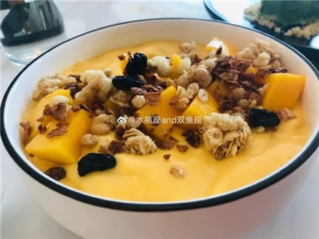 每日一咖-缤纷缭乱的各式cake，一直以来广受甜品控们的好评~