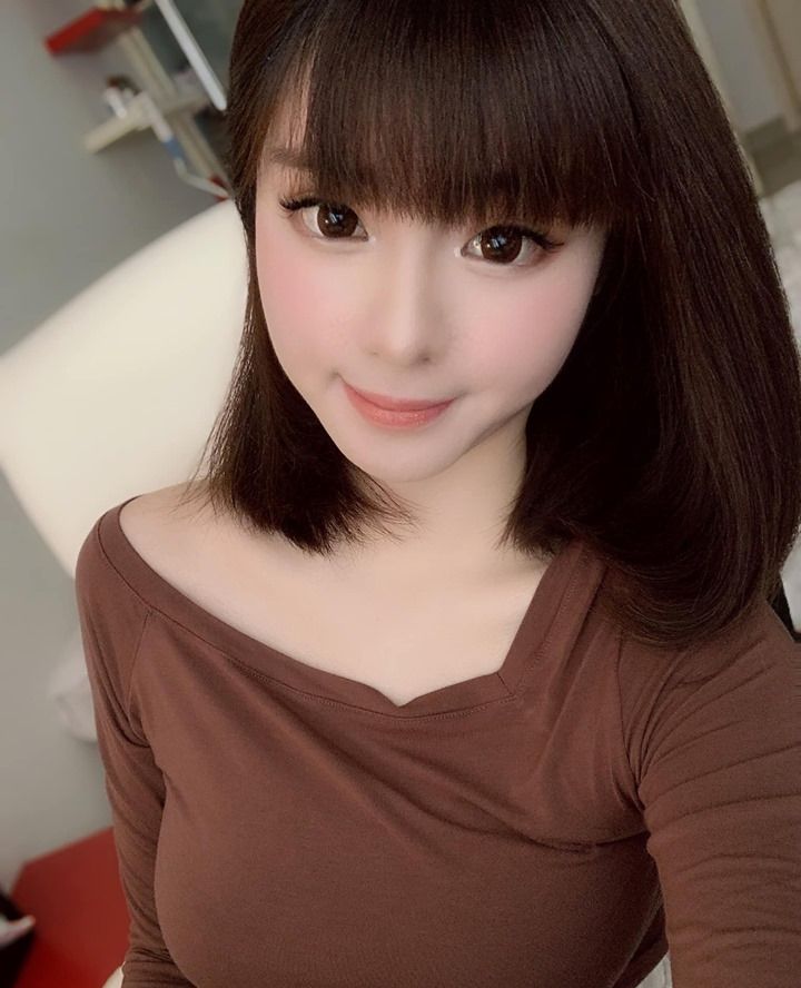 乖巧的马来西亚女孩,洋娃娃一般的她也是一个华裔
