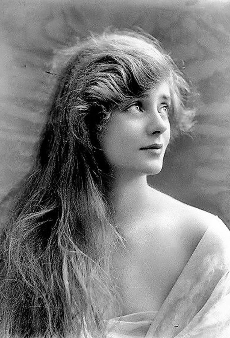 12张女性素颜老照片，每张都美如天仙，这才是天然美