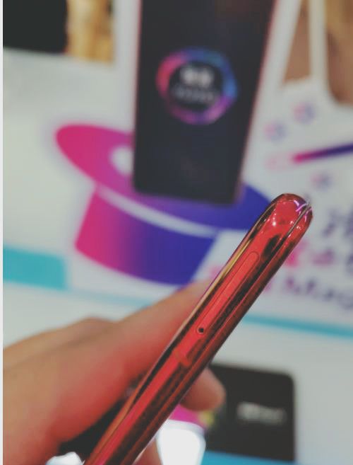 滑盖全面屏，入手需谨慎：小米Mix3、荣耀Magic2已全部中招！__财经头条