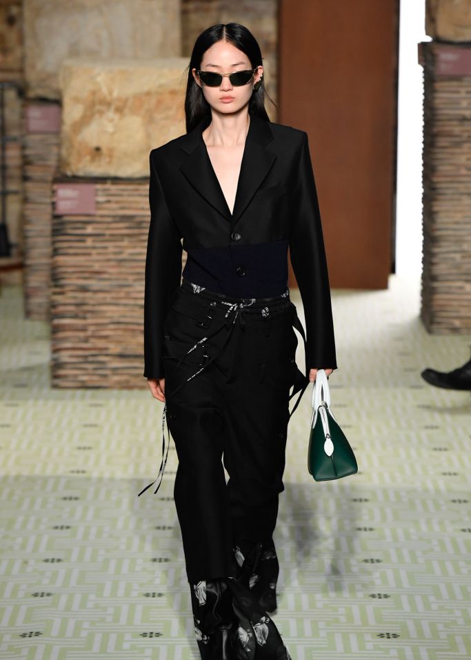 2019秋冬巴黎时装周 浪凡Lanvin秀场