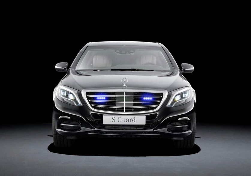 全世界最牛的防弹车，别说子弹了连炸弹都不怕，真的很强吗？