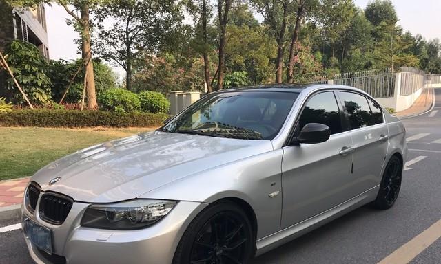 永不褪色的经典！被捧在掌心的宝马E90！迟到用车作业-新浪汽车