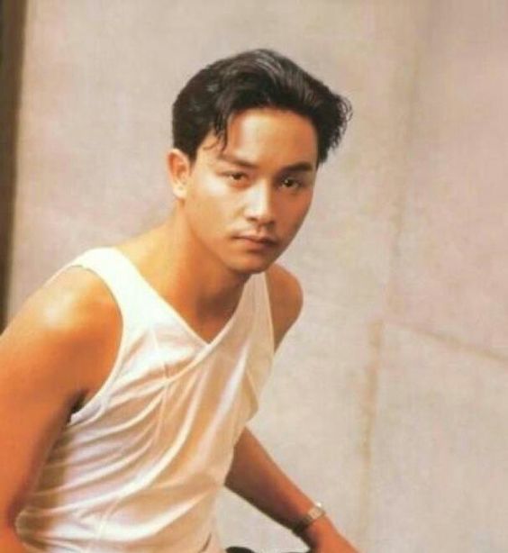 1956-2003，哥哥张国荣的罕见老照片，世间再无张国荣