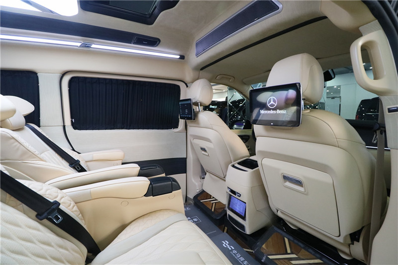 奔驰V260新款商务车内饰豪华比S级体验更舒适-新浪汽车