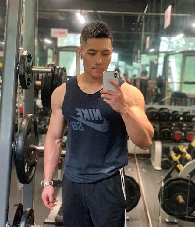 让人心动的男性身材，你值得拥有！