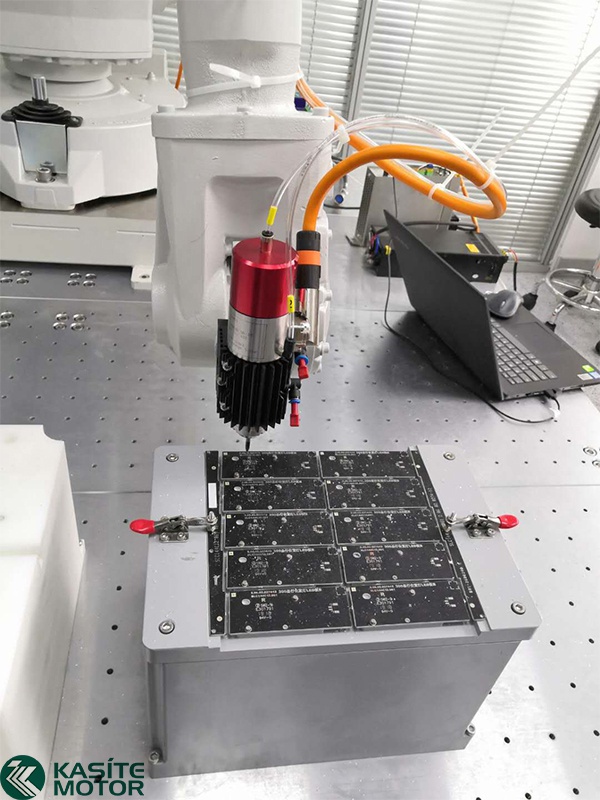 德国SycoTec高速电主轴助力ABB机器人切削加工PCB铝基板__财经头条