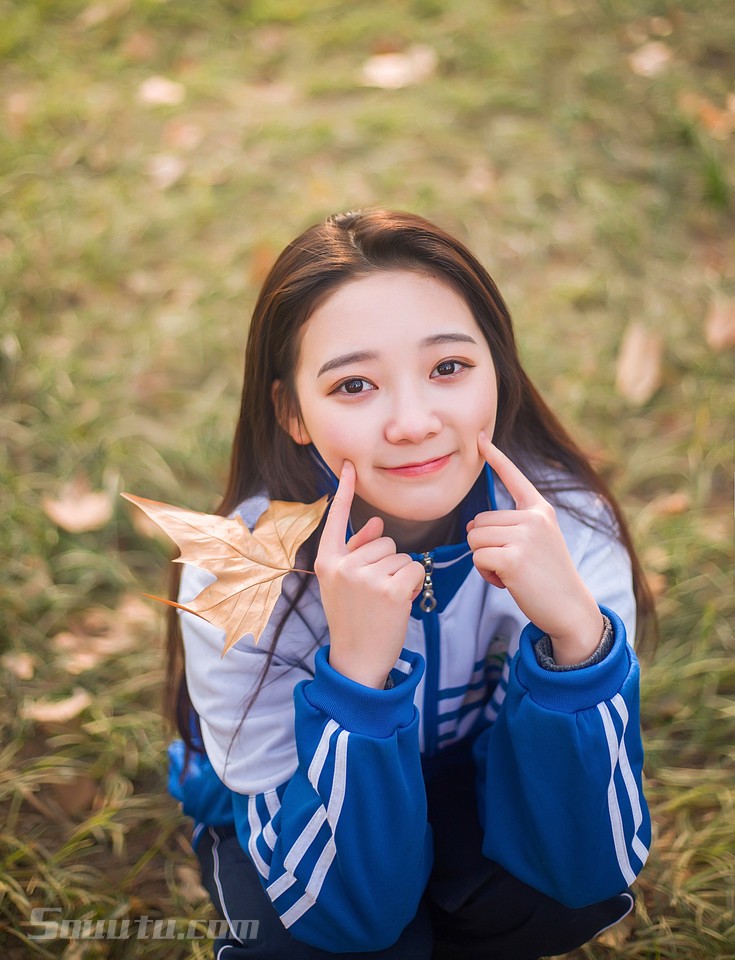 超好看的清纯长发校服美女,万人迷的胚子胚子万人迷校服新浪新闻