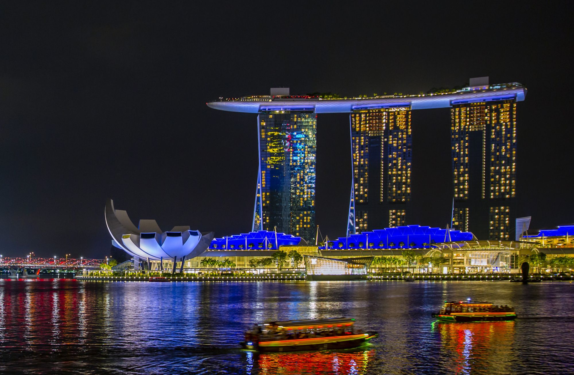 新加坡看夜景，简直美得违规啦（国外风光）