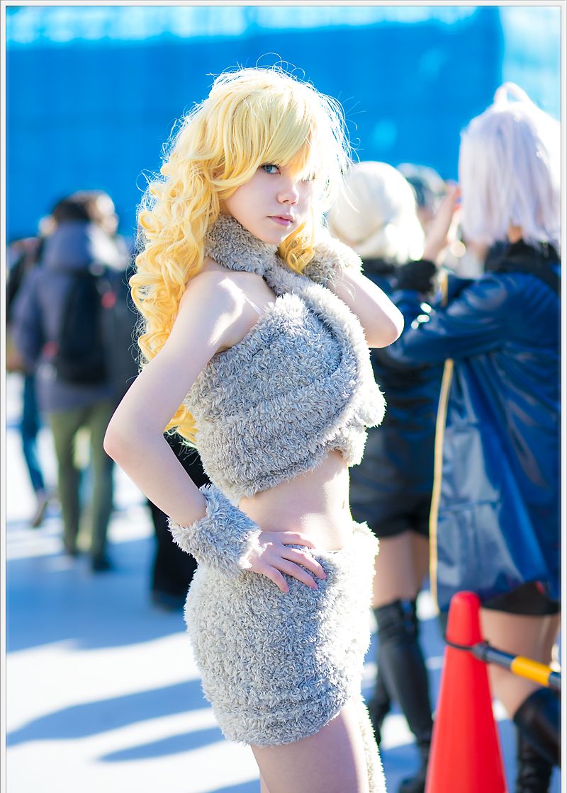 C95漫展专题：萌妹子来袭，一大波福利送来，你想要哪个|妹子|小姐姐|漫展_新浪新闻