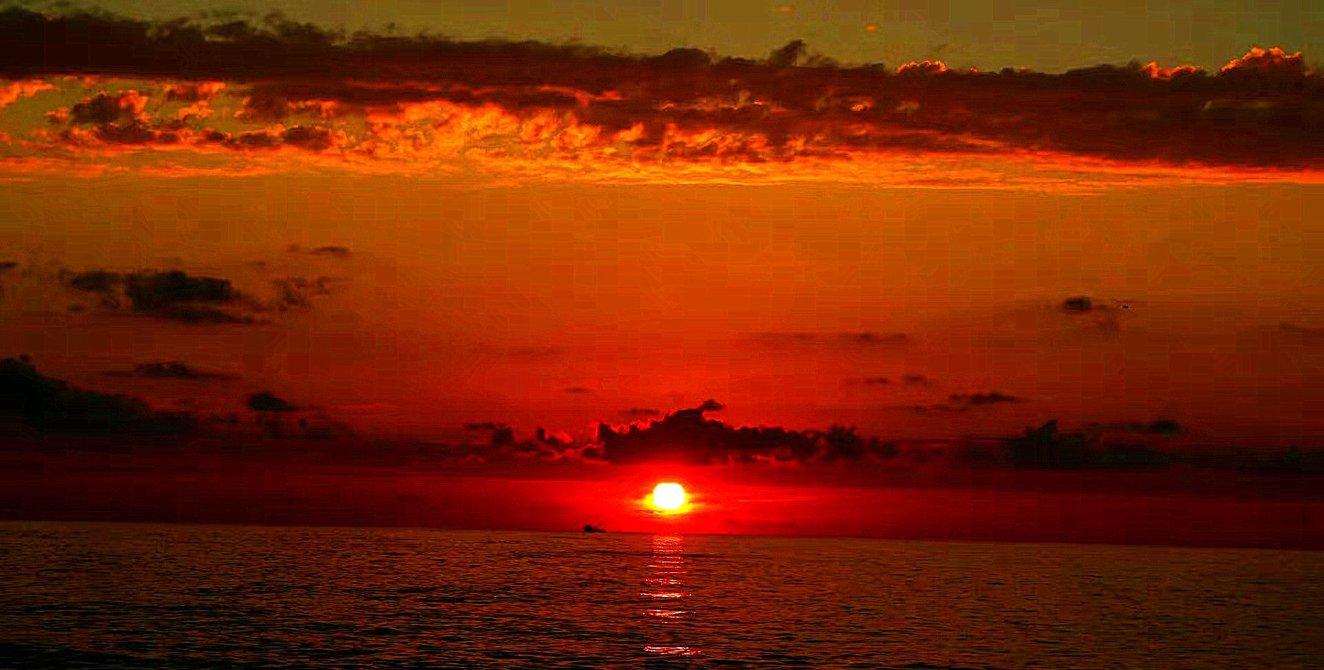 格鲁吉亚巴统黑海日落美景|巴统|格鲁吉亚|黑海_新浪新闻