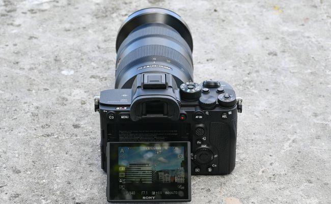 索尼A7R4，高像素真香，价格暴跌，是时候入手了！__财经头条