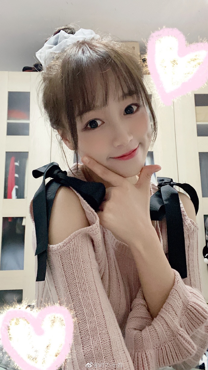 偶像美少女V17-十四迷人写真美照