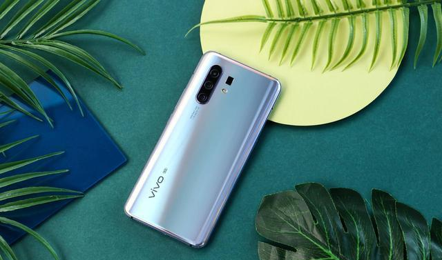 vivoX30测评：60倍超级调焦，这款5G手机不简单__财经头条