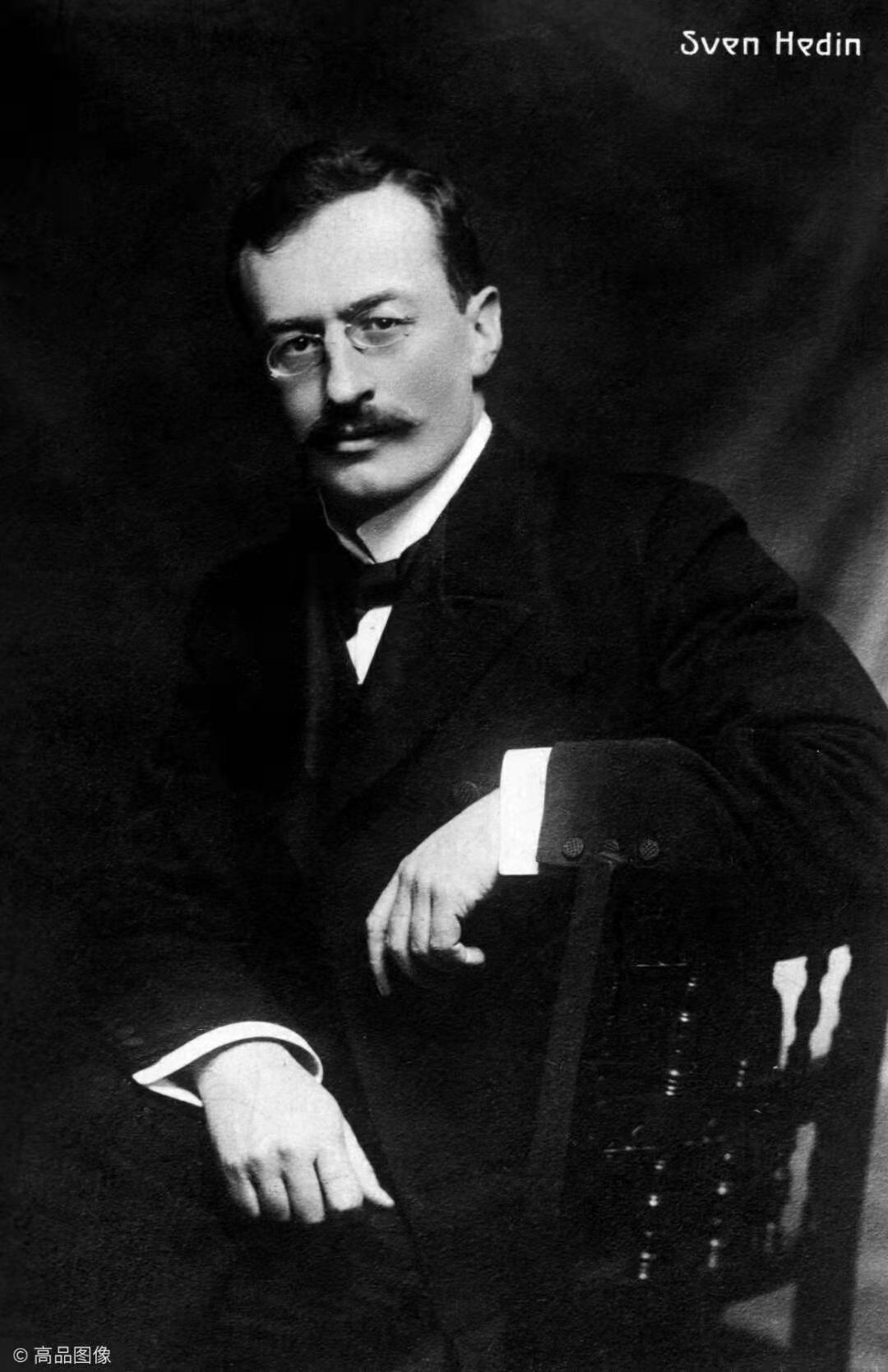 这个叫斯文的人不斯文，一生从事探险，发现了中国这个神秘古城