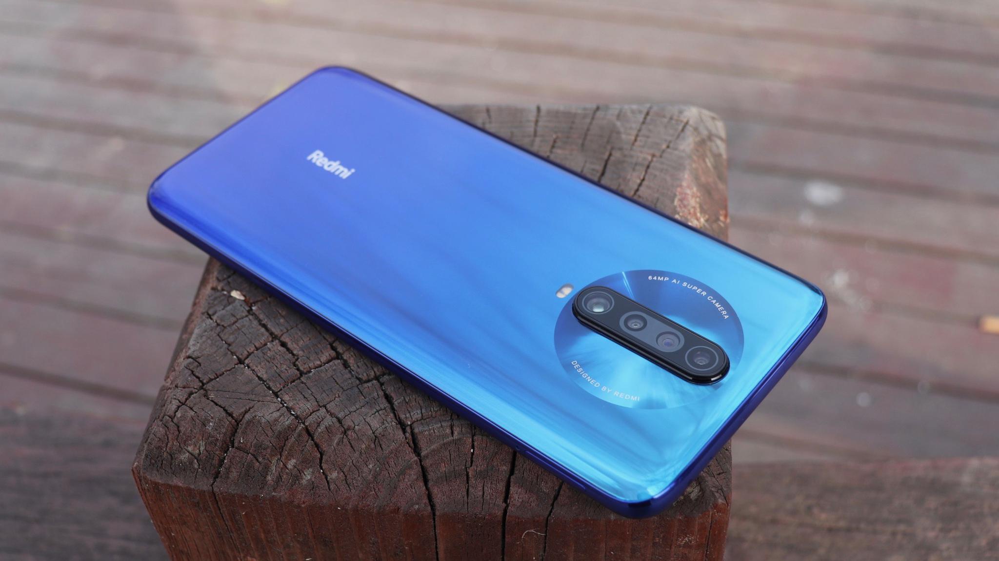 Redmi K30手机入手三天，单就这颜值、设计等表现没得谈！__财经头条