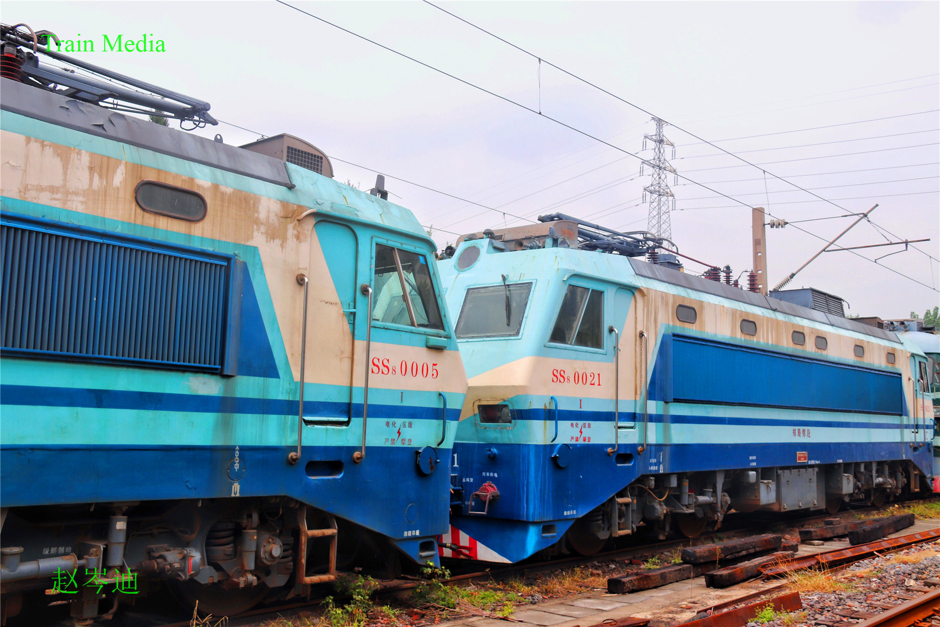 郑州铁路公司机务段韶山SS8电力机车拆解纪念|韶山|机务段|郑州铁路_新浪网