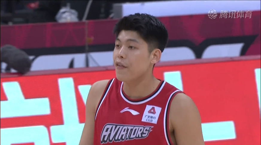 CBA常规赛第12轮，深圳马可波罗主场113-97战胜浙江广夏控股
