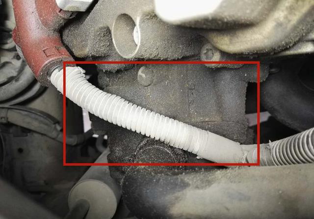 2.4V6奥迪A6L全方位漏油维修，还车主发动机机舱一片干净-新浪汽车