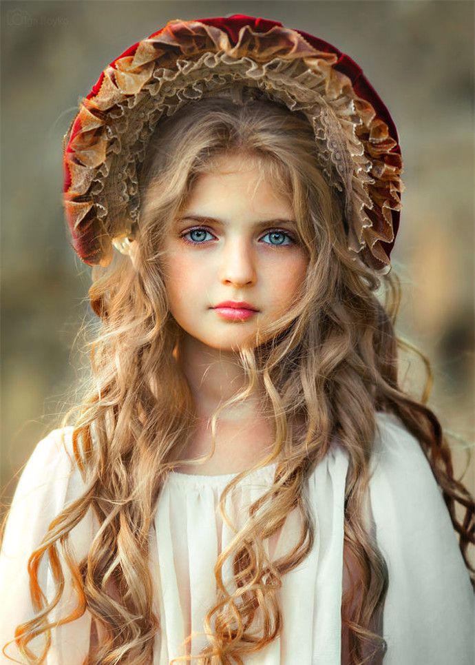 一个女孩名叫Angelina，摄影师Olga Boyko