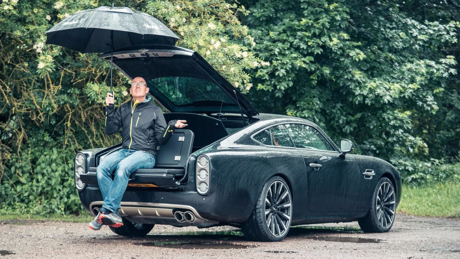 经典复刻阿斯顿马丁DB5，外壳之下则是一辆捷豹XKR-新浪汽车