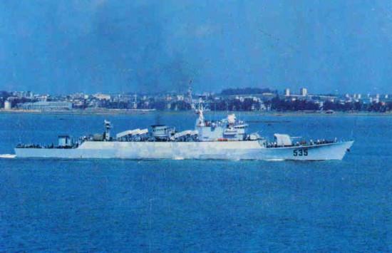 第一艘全封闭全空调有三防作战能力的053H2型535 黄石舰！