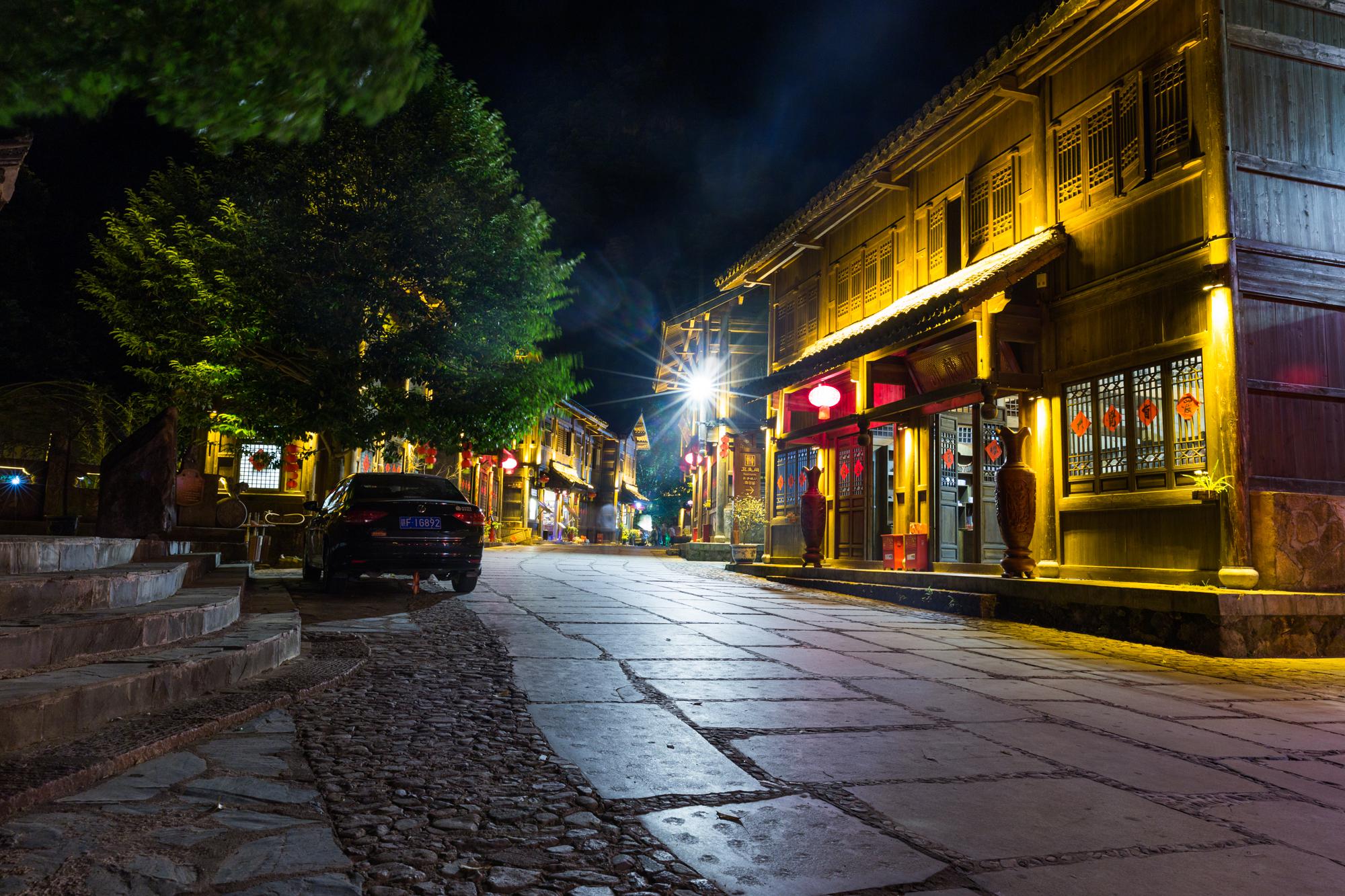 雨后的深山里空气格外的清新夜晚/大觉山里面的古镇格外宁静这里有|大觉山|雨后|深山_新浪新闻
