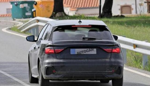 全新奥迪A1谍照曝光，基于MQB平台开发，造型硬朗轴距加长-新浪汽车