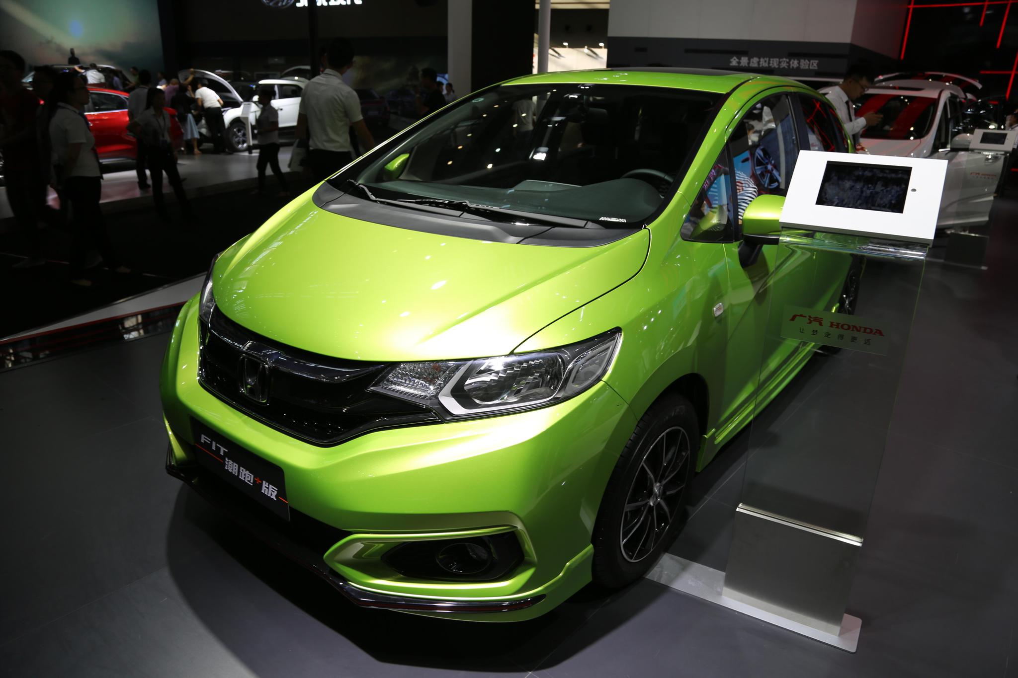 平民超跑GK5再进化，广汽本田飞度潮跑＋版，亮相昆明国际车展！-新浪汽车