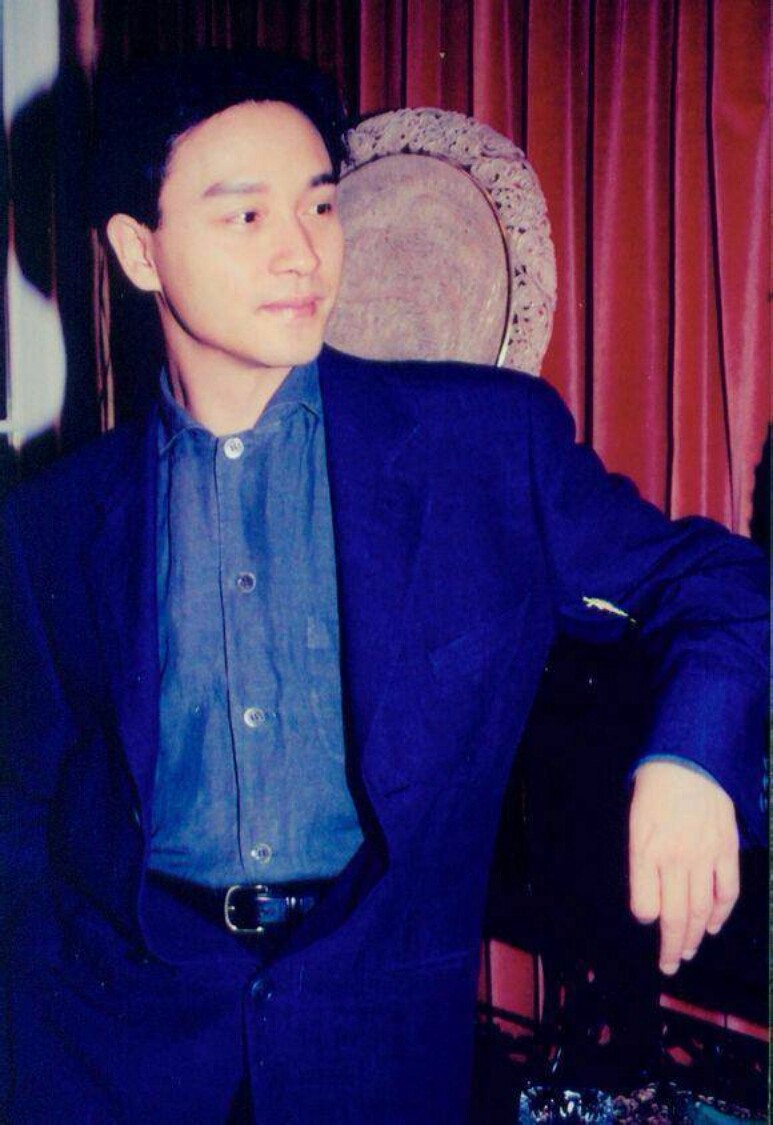 15后再看张国荣，每一张照片都是满满的回忆和意义，哥哥天堂安好|天堂|张国荣|照片_新浪新闻