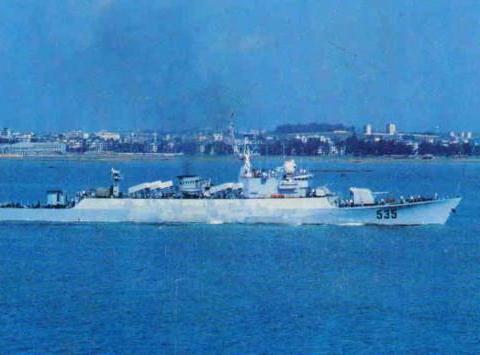 第一艘全封闭全空调有三防作战能力的053H2型535 黄石舰！|护卫舰|黄石舰|反舰导弹_新浪新闻