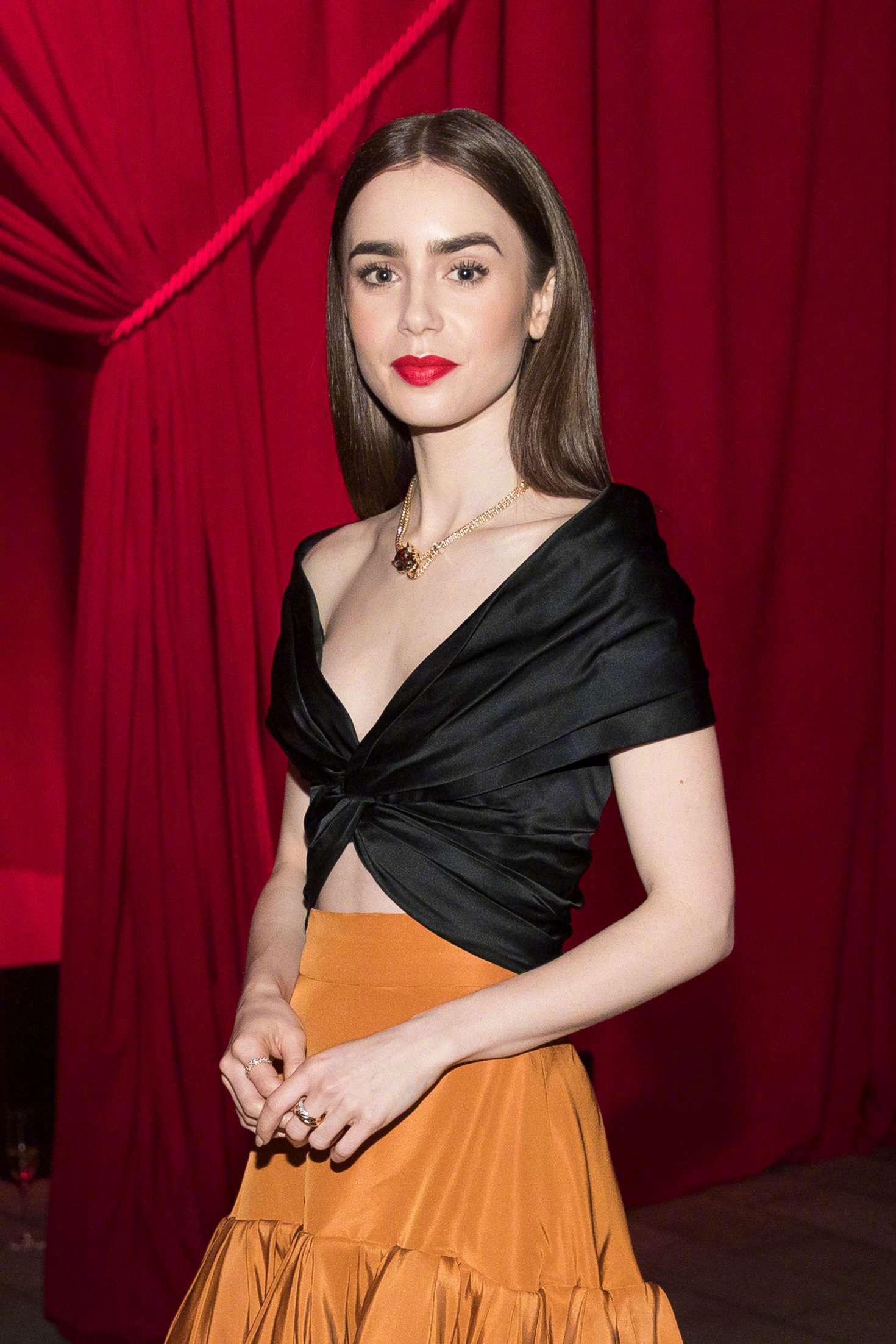 Lily Collins 出席卡地亚2018旧金山艺术博物馆慈善舞会