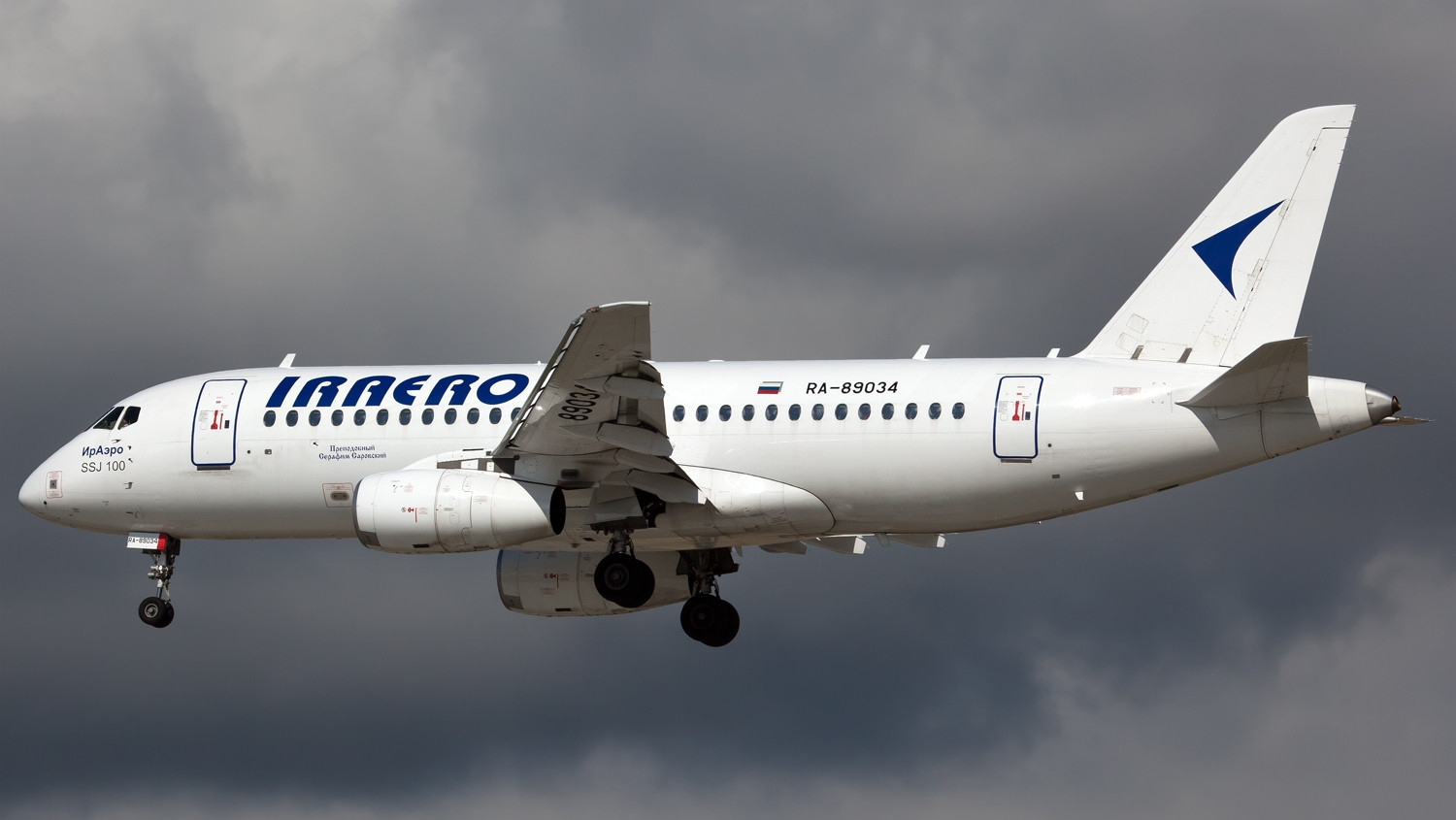 俄罗斯苏霍伊也可以研制民航飞机，这就是SSJ-100型中型民航客机|苏霍伊|民航飞机|民航客机_新浪新闻