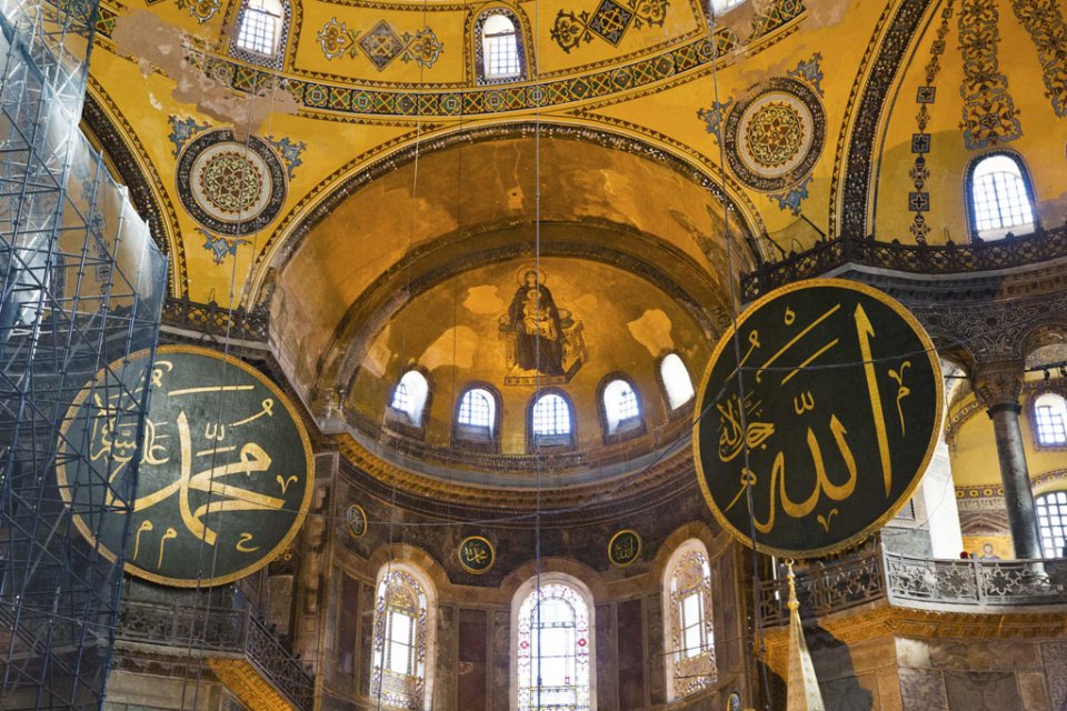 伊斯坦布尔第一景点，中古世界七大奇迹之一的圣索菲亚大教堂|索菲亚|土耳其|圣索菲亚大教堂_新浪新闻
