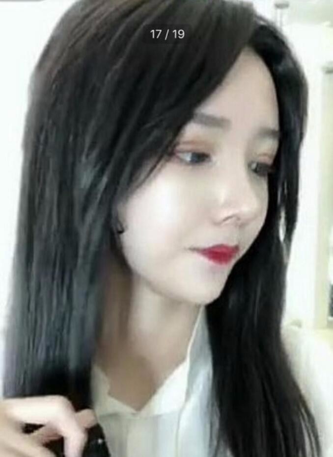 我叫abbily精修图片和整容后视频截图，王嘉飞发文力挺abbily！