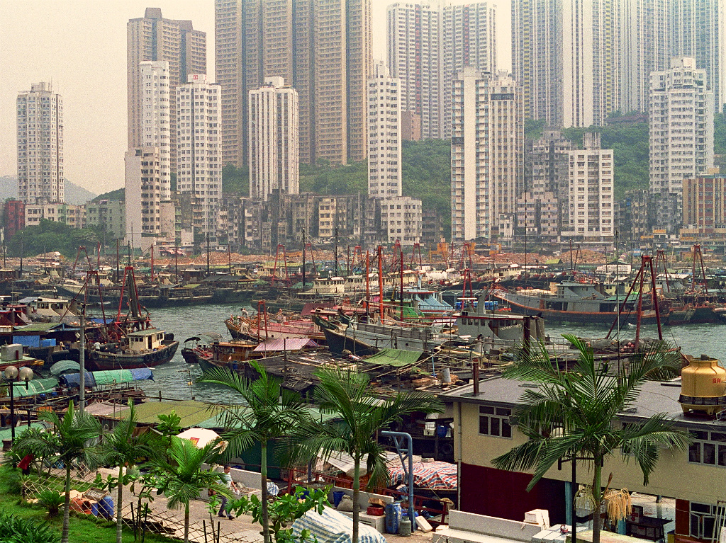 老照片 | 香港旧影，1994年。伊冯·莫里斯|伊冯|莫里斯|摄影_新浪新闻