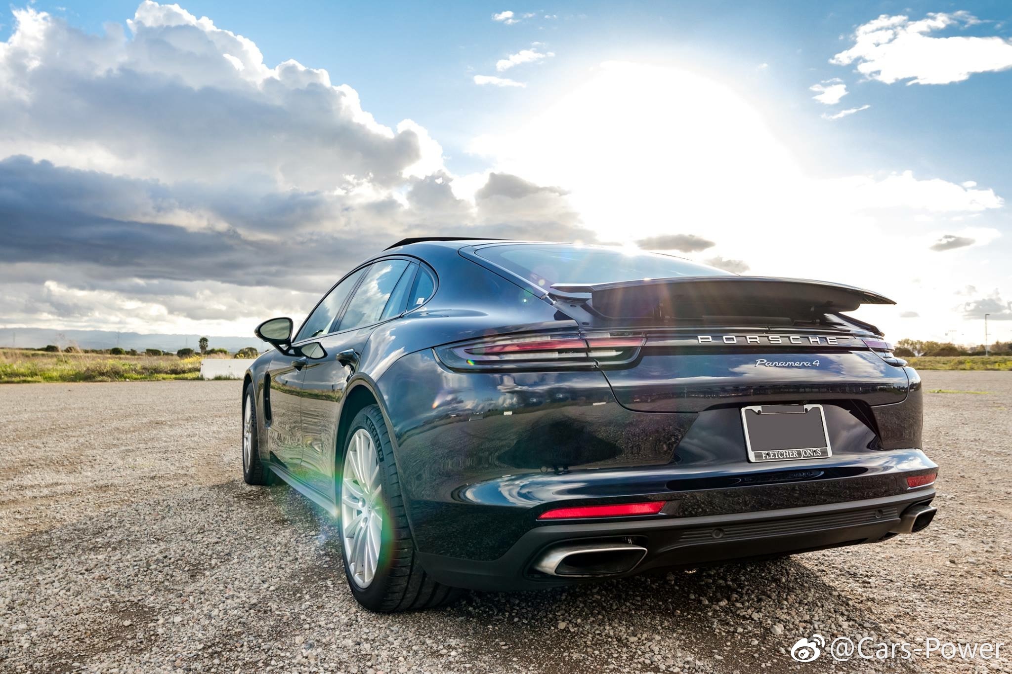 帕拉梅拉高清图片壁纸-千图网