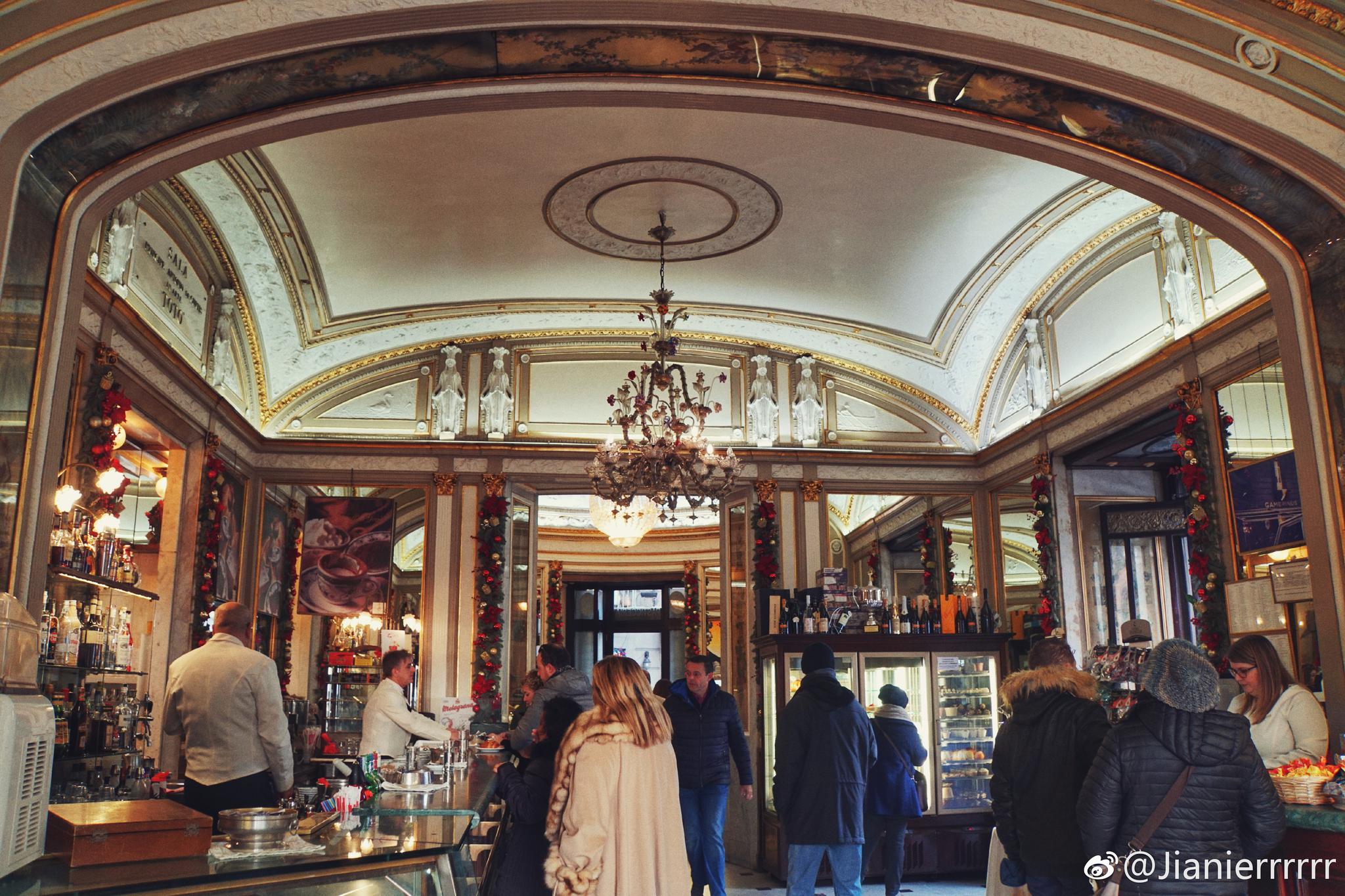 Caffe Gambrinus|坐落于那不勒斯市中心的Caffe Gambrinus从1860年起|那不勒斯市|咖啡|意式|那不勒斯|名画_新浪新闻